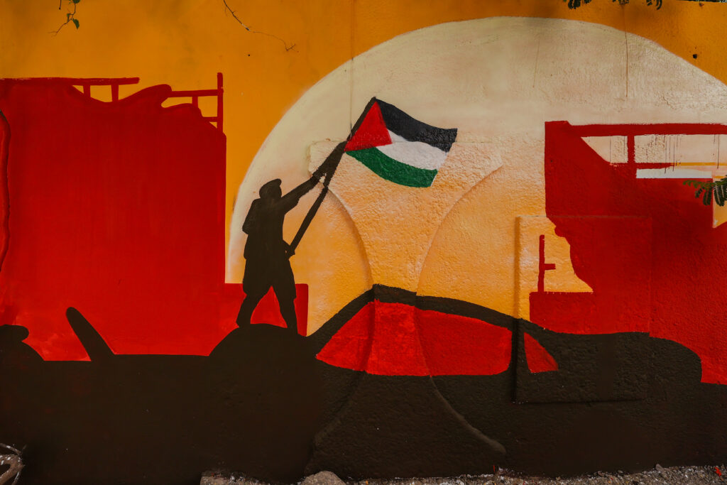 Indian police jump into action over Palestinian flag at rally - Muslim ...