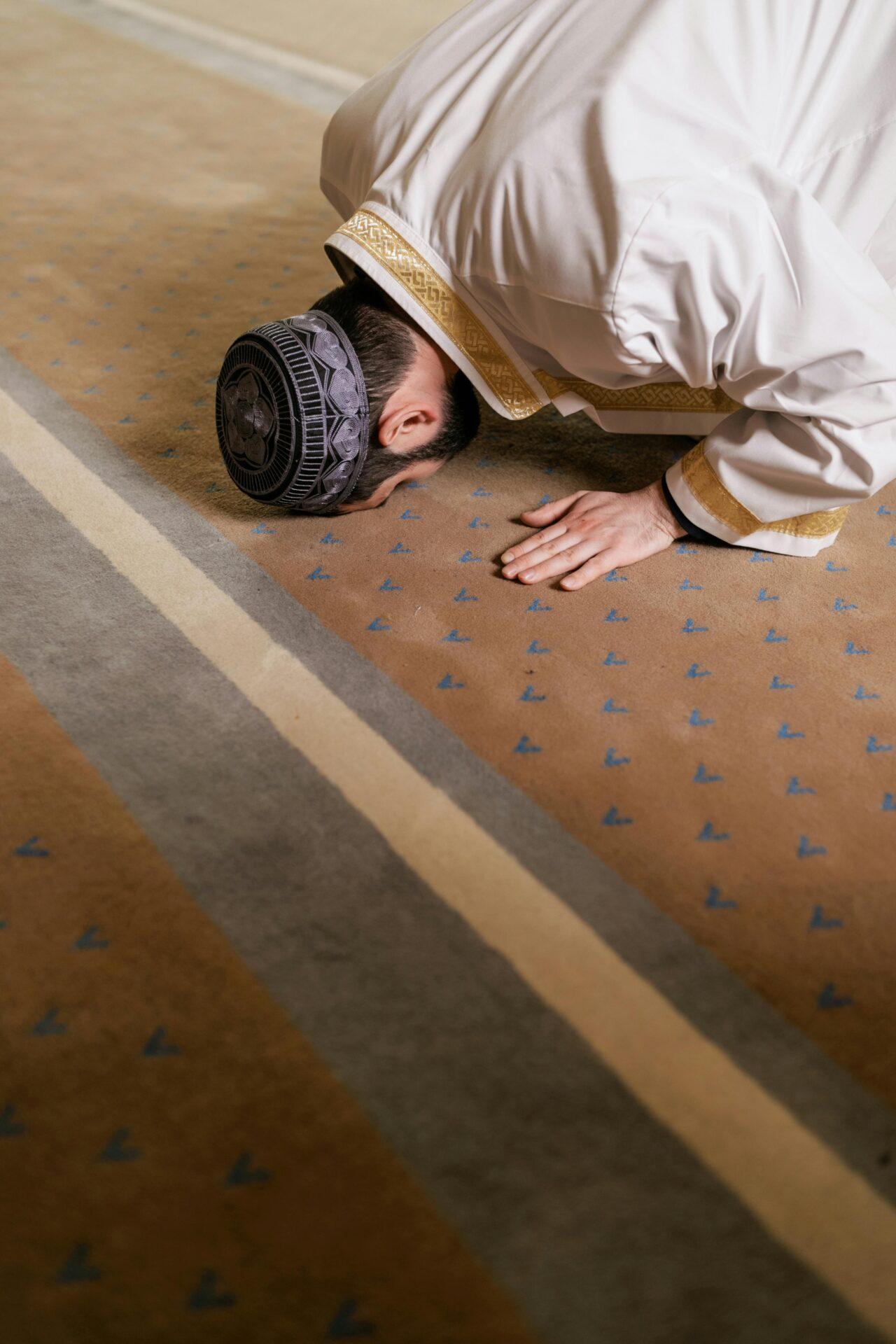 Kansas City imam builds bridges, breaks stereotypes about Islam ...