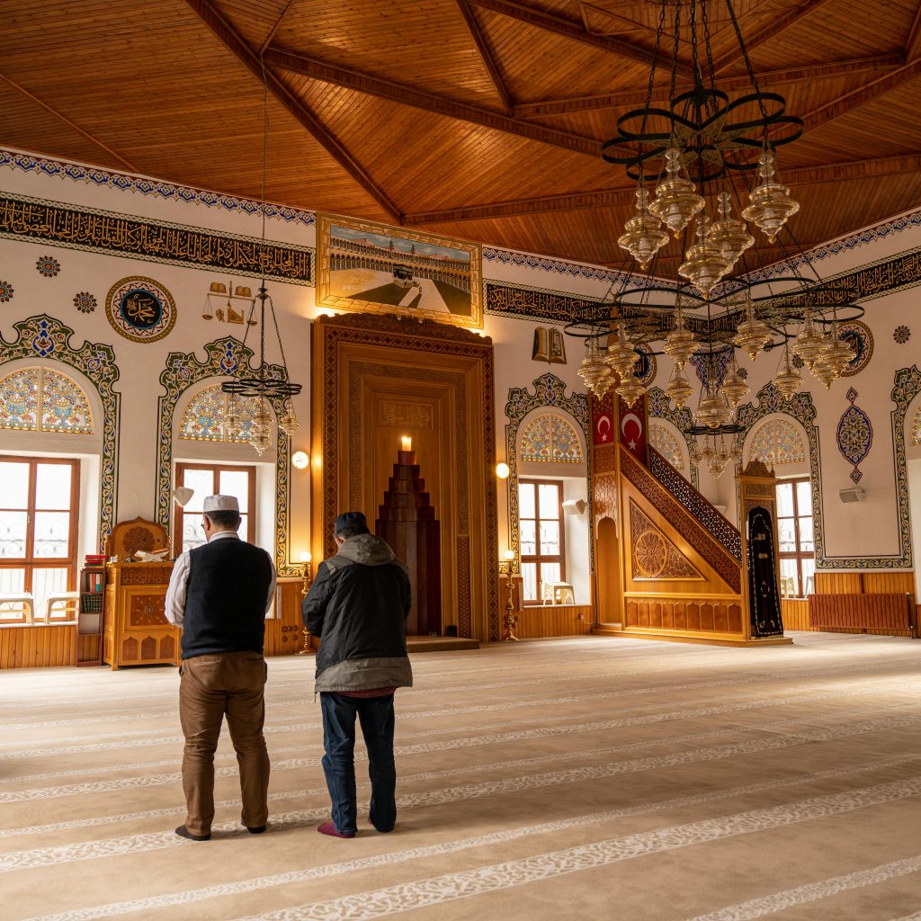 New mosque in England to open with Islamic Museum and and a community ...